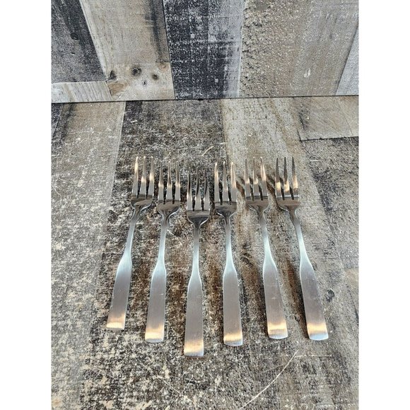 Oneida | Kitchen | Oneida Dinner Forks Royal Provincial 3 Tine ...